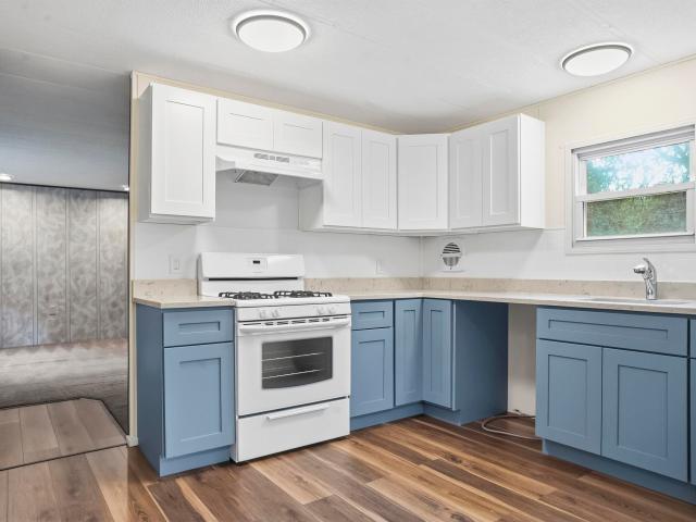 5439 S White horse pike