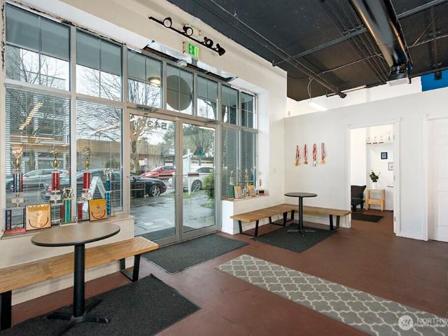 5430 California Avenue SW # COML2