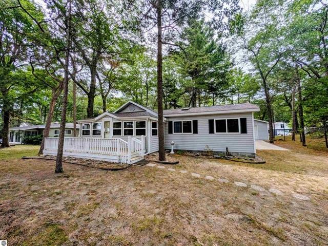 5430 E 9th St, Au Gres, MI 48703
