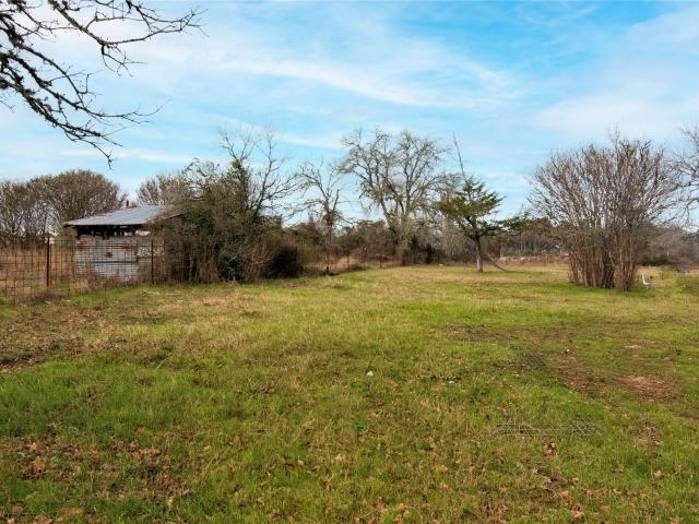 5431 n us hwy 77