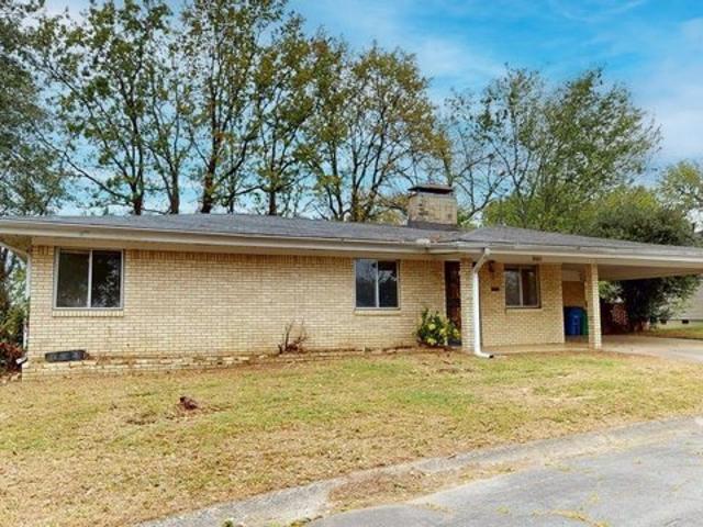5431 Chauvin Dr, North Little Rock, AR 72118