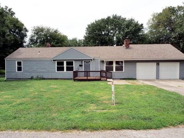 5432 Ralston Ave, Raytown, MO 64133