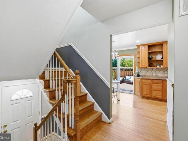5433 Lighthouse Lane