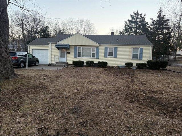 5433 Willow Ave, Raytown, MO 64133