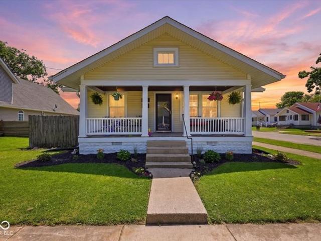 543 4th St, Shelbyville, IN 46176