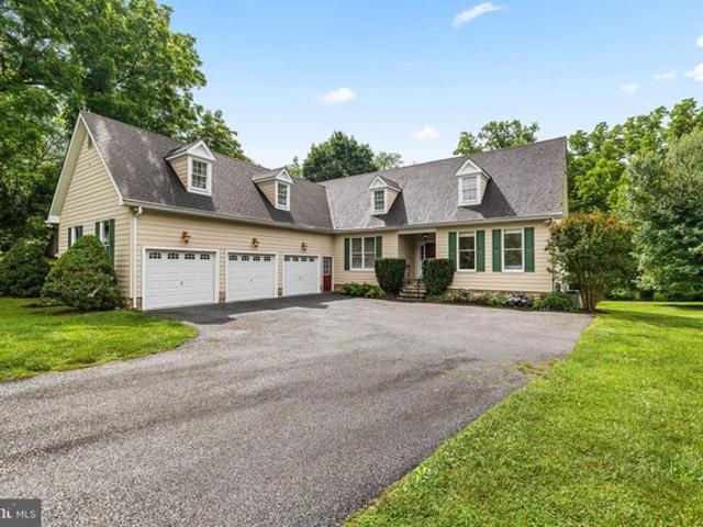 543 Allegheny Ave, Towson, MD 21204