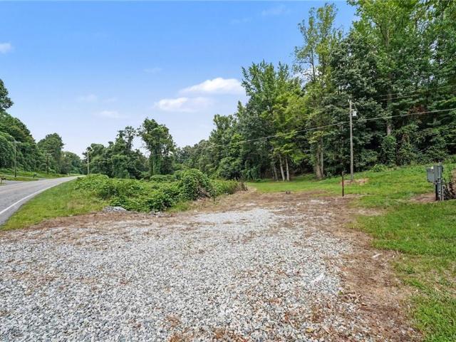 543 Bald Hill Loop Road