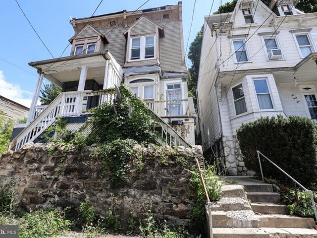543 E Norwegian St, Pottsville, PA 17901
