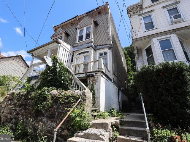543 E Norwegian Street