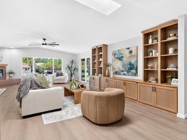 543 Eldorado Dr, Escondido, CA 92025