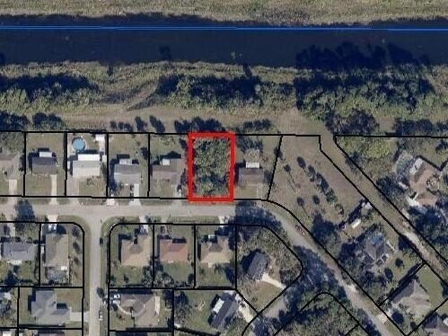 543 Evergreen St NE, Palm Bay, FL 32907