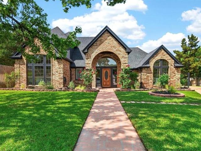 543 Indian Creek Dr, Trophy Club, TX 76262