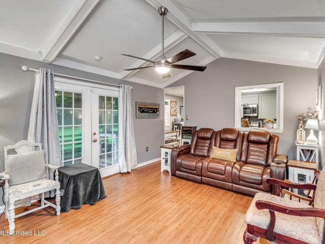 543 Mary Ann Drive