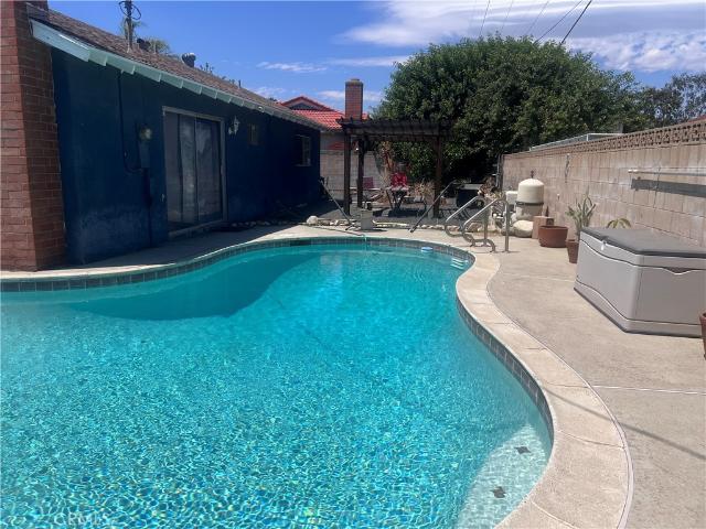 543 N Pampas