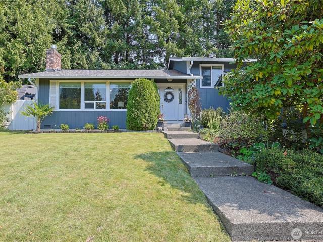 543 NE Conifer Drive