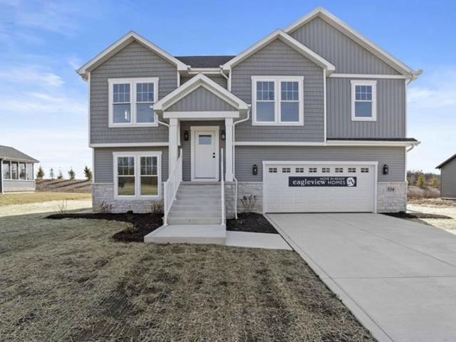 543 Scenic View Ave, Valparaiso, IN 46385