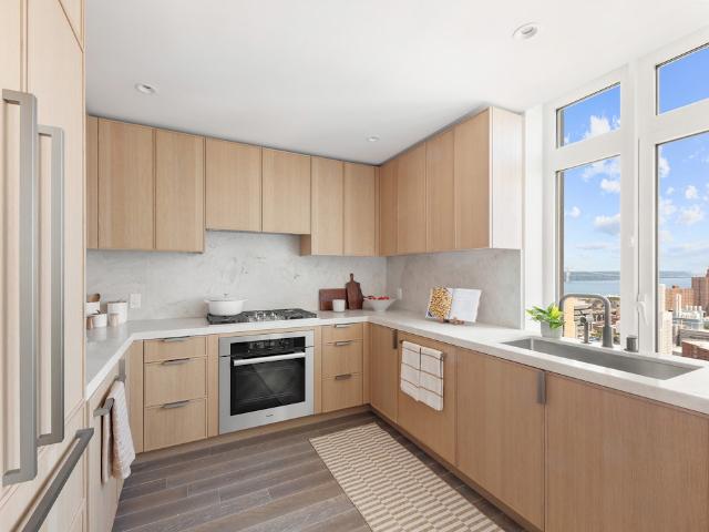 543 W 122ND Street 29A