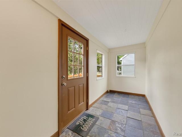 543 W Middle Street