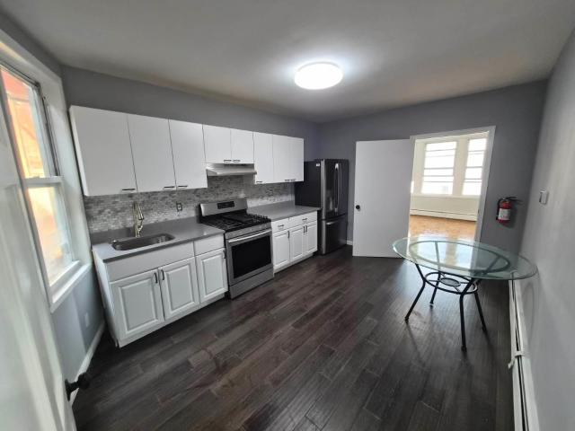 543 West Side Ave # 3
