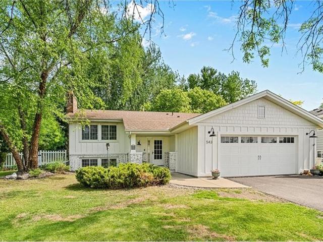 543 Westfield Ln, Vadnais Heights, MN 55127