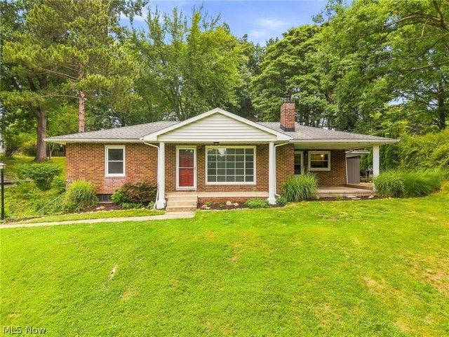 543 Winesap Ave SW, North Canton, OH 44709