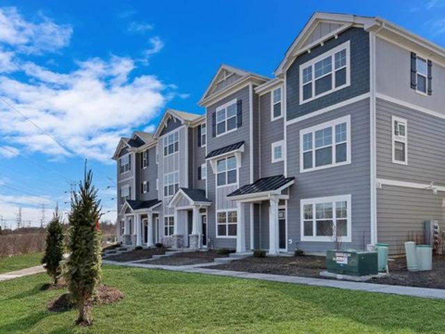 543 Yosemite Way, Mundelein, IL 60060