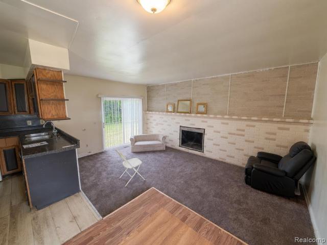 5444 Mendel Berger Drive