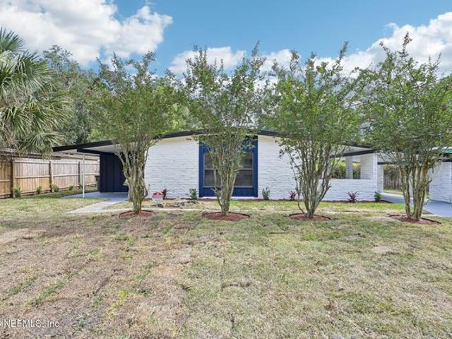 5444 Keystone Dr S, Jacksonville, FL 32207