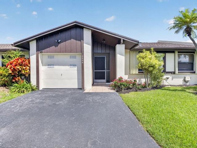 5444 Laurel Oak St, Delray Beach, FL 33484