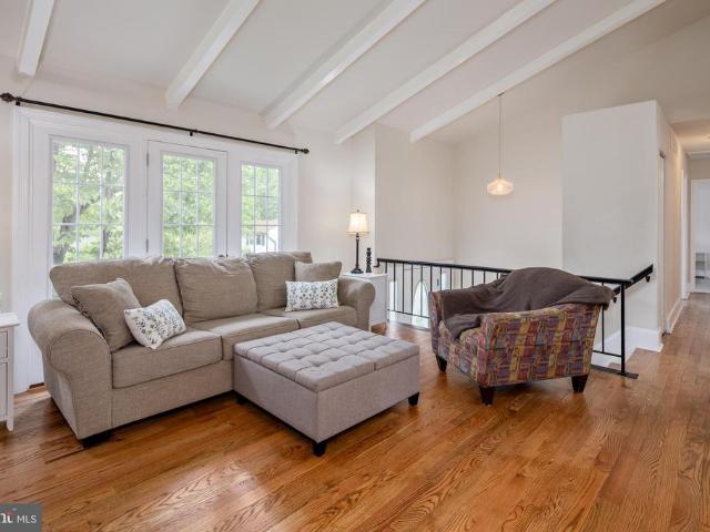 5444 Wolf River Lane