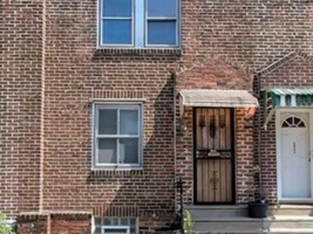 5445 Marsden St, Philadelphia, PA 19124