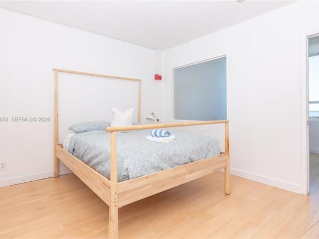 5445 Collins Ave Apt 1105, Miami Beach, FL 33140