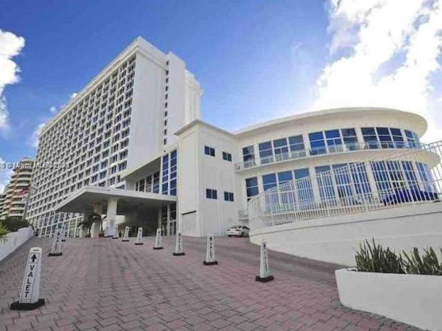5445 Collins Ave #1205, Miami Beach, FL 33140