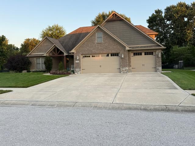 5445 Discovery Drive