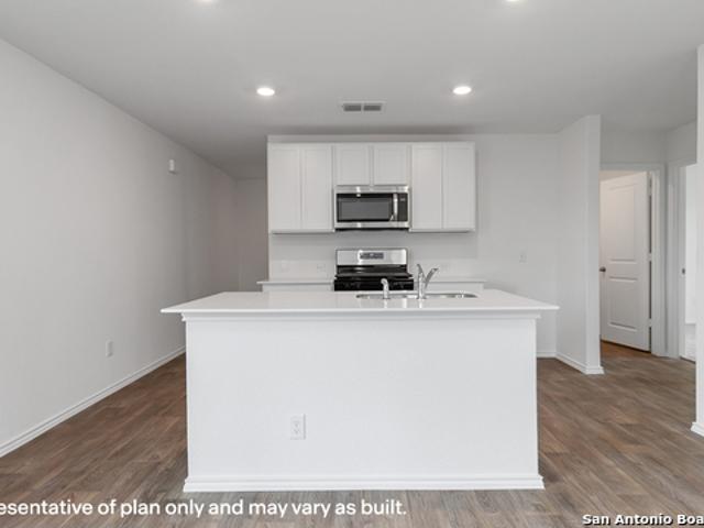 5446 Hubbardston
