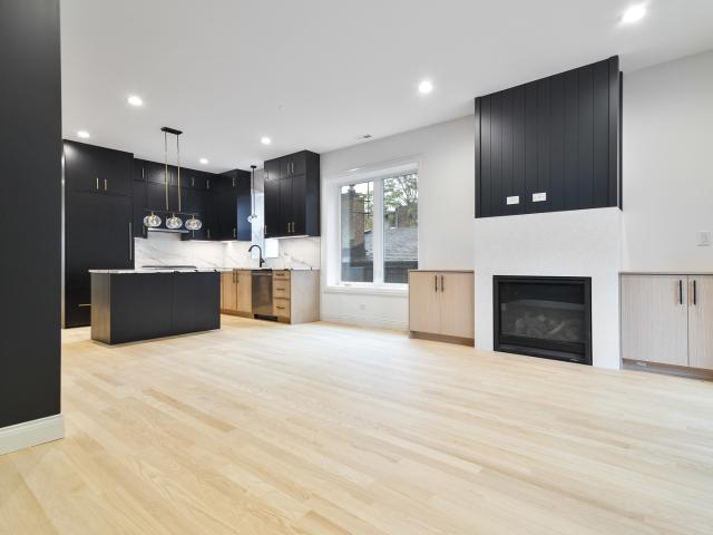 5446 S Kimbark Avenue # 2