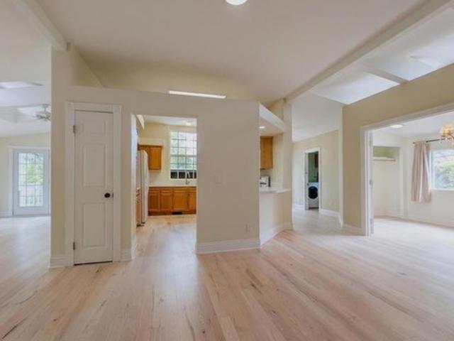 5447 Don Luis Dr, Carlsbad, CA 92010