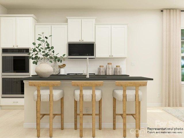 5448 Norman Forest Rd Unit 313, Lancaster, SC 29720