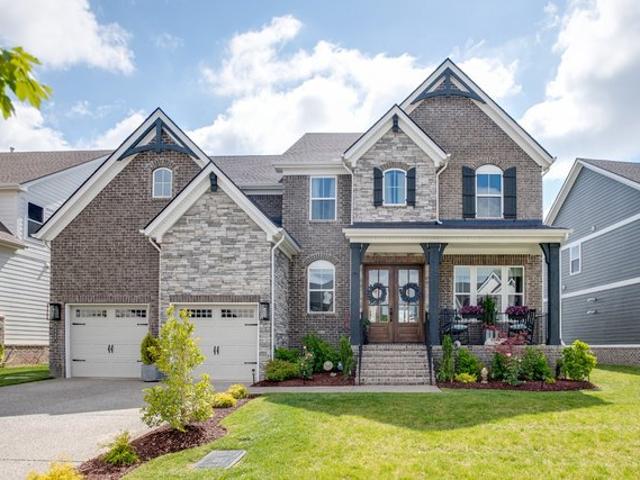 5448 Ayana Dr, Arrington, TN 37014