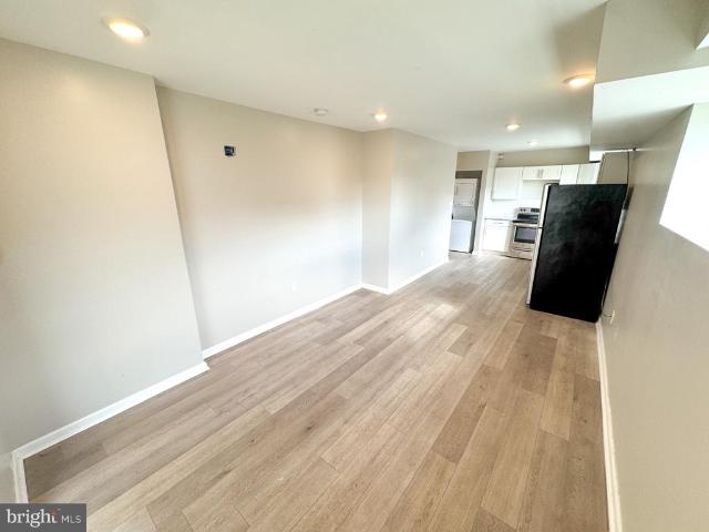 5448 Springfield Avenue # 1F