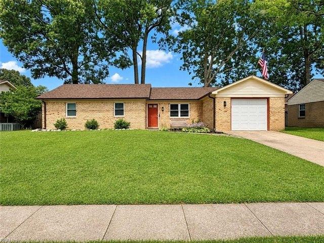 5440 Macqueen Dr, Virginia Beach, VA 23464