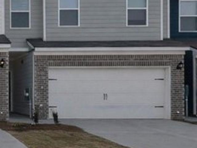 5440 Biltmore Dr, Atlanta, GA 30349