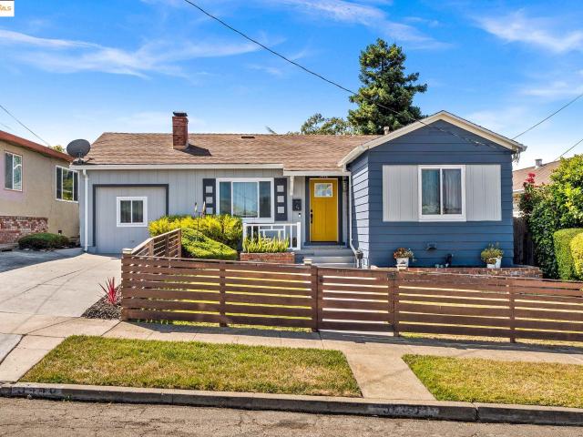 5440 Sutter Ave
