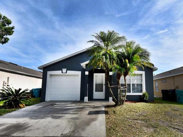 5440 Wood Crossing St, Orlando, FL 32811