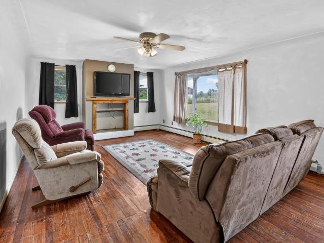 5441 N Huron Road