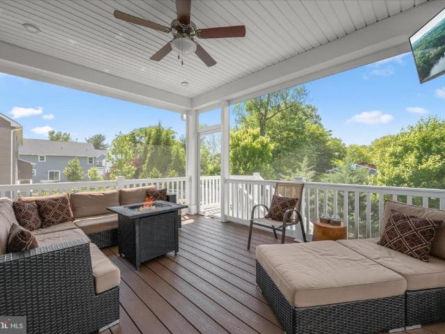 5441 Arnolds Court