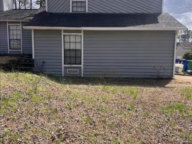 5441 Biffle Ct, Stone Mountain, GA 30088