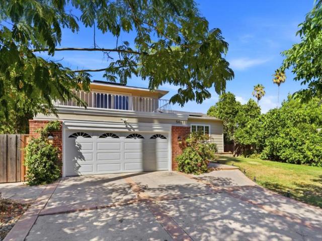 5441 Castle Manor Drive