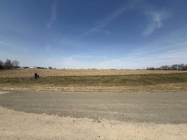 5442 N Timber Ridge Rd, Lena, IL 61048