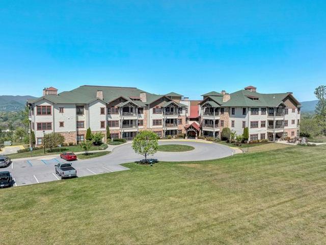 5442 The Peaks Dr Unit 209, Roanoke, VA 24018